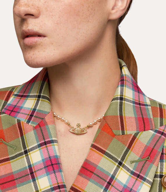 Vivienne westwood pearl necklace meaning store